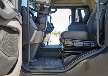 L-Series Trucks: Low Entry Cab | Scania Australia