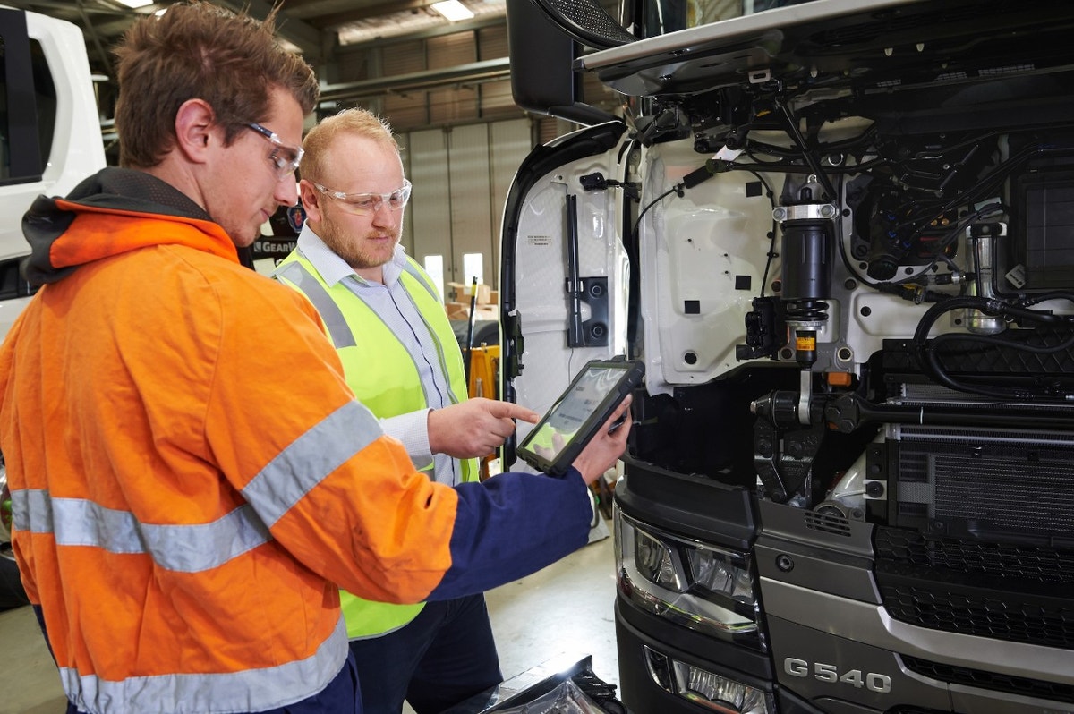 New Workshop Multi-Tool Is A Tablet | Scania Australia