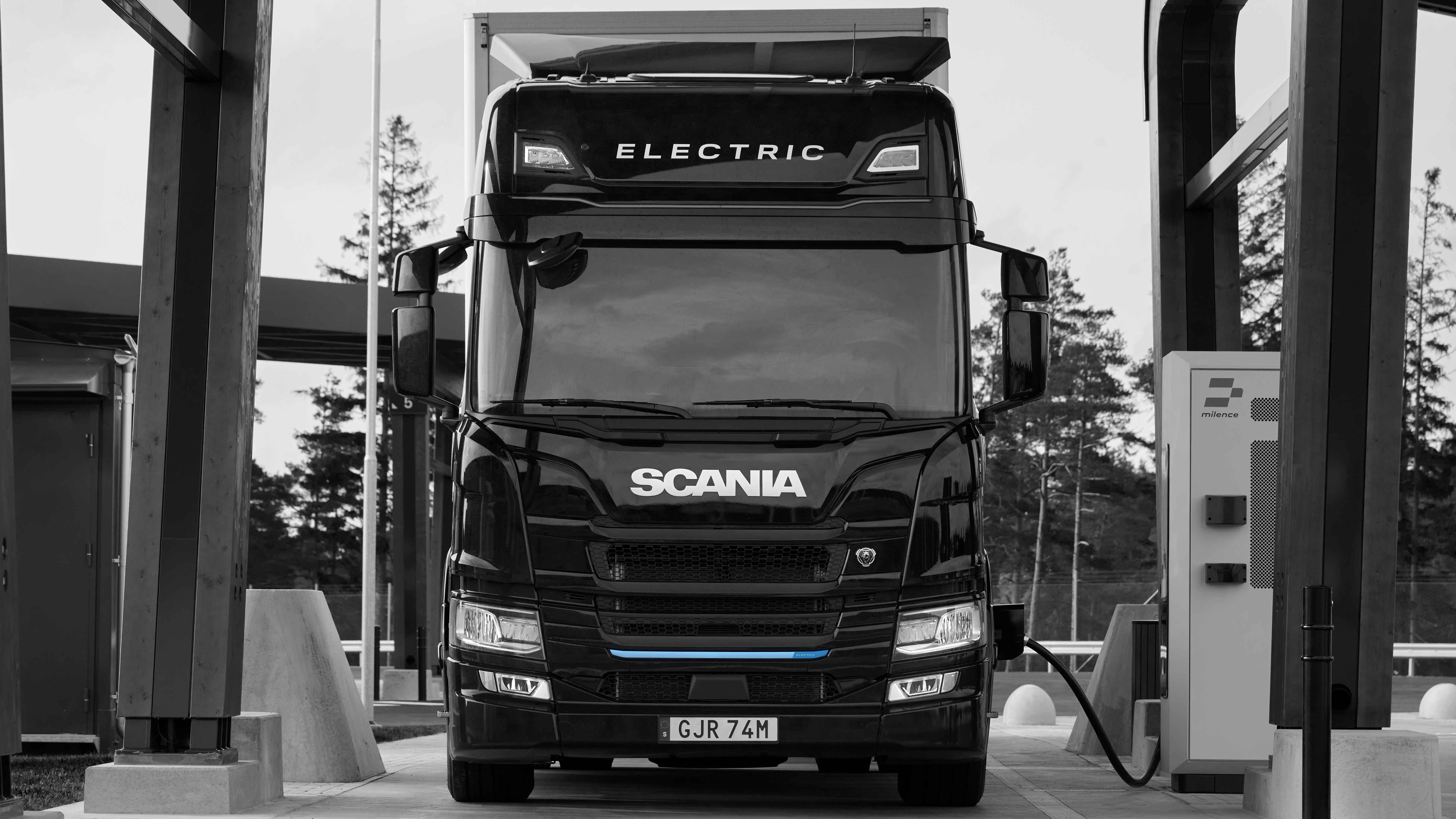 Five ways to speed up megawatt charging | Scania Group