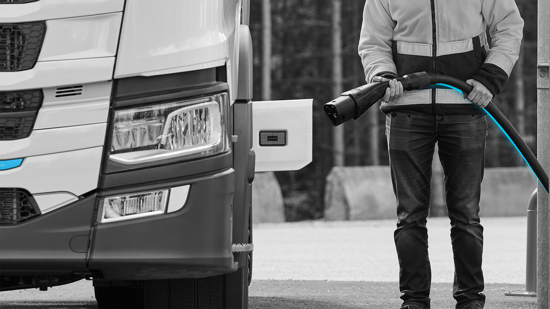 Megawatt charging – all you need to know about MCS | Scania Group