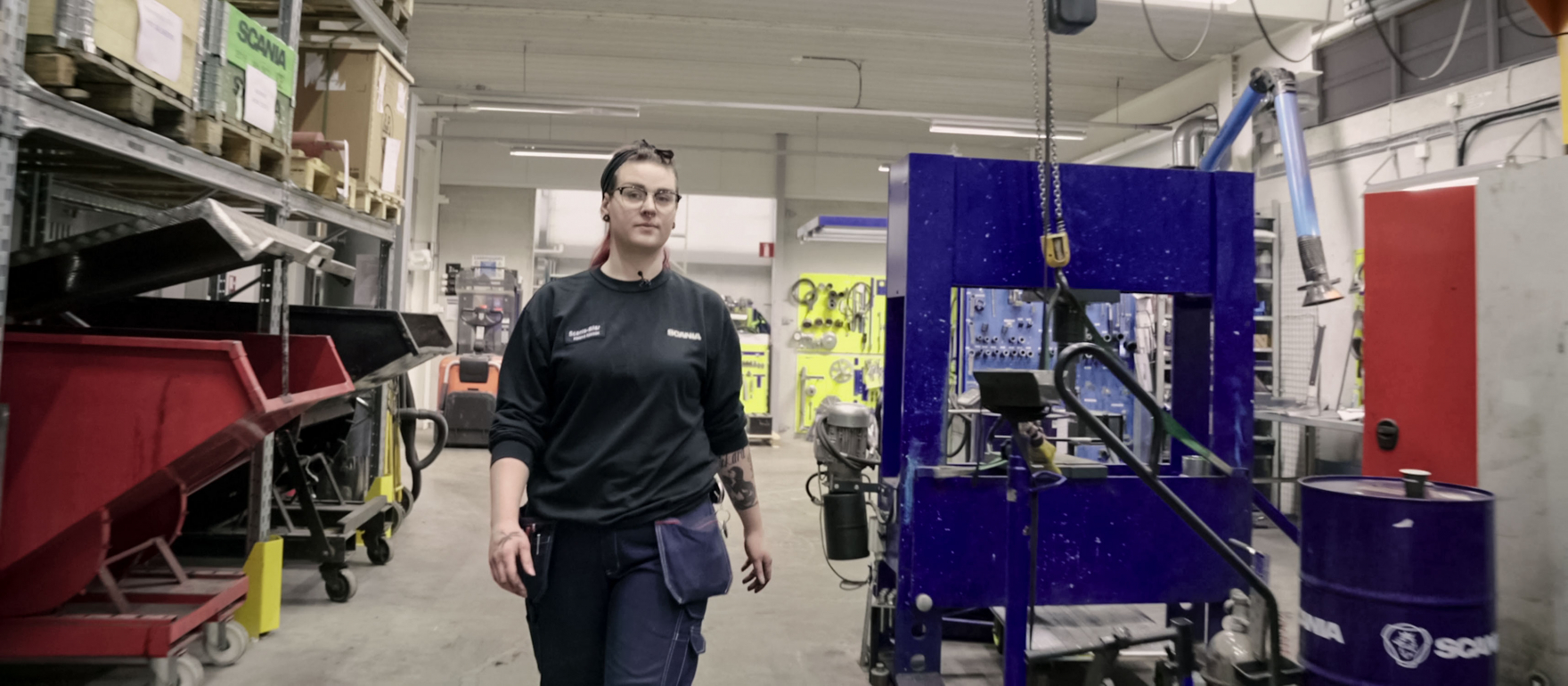 The many sides of service technicians | Scania Group
