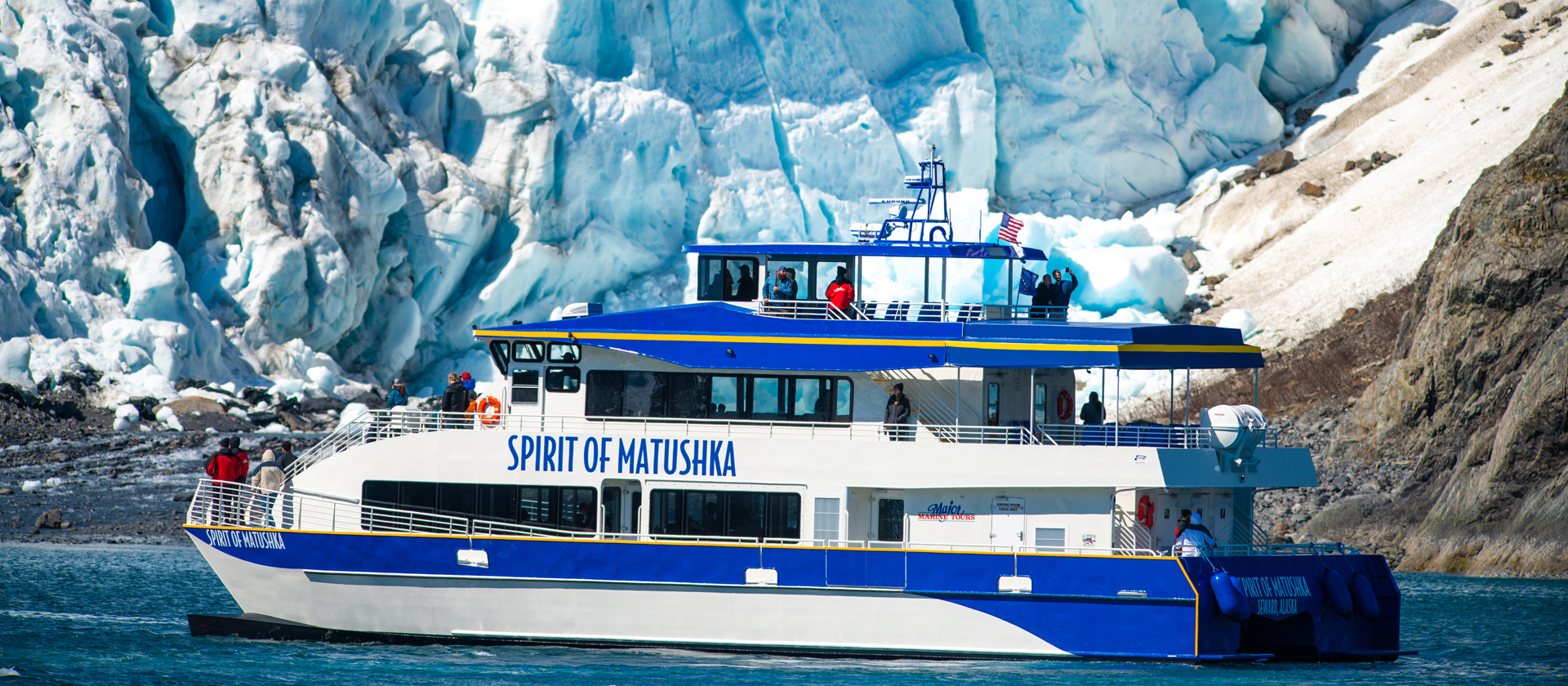 Spirit of Matushka – a Quad V8 catamaran for best whale cruises in ...