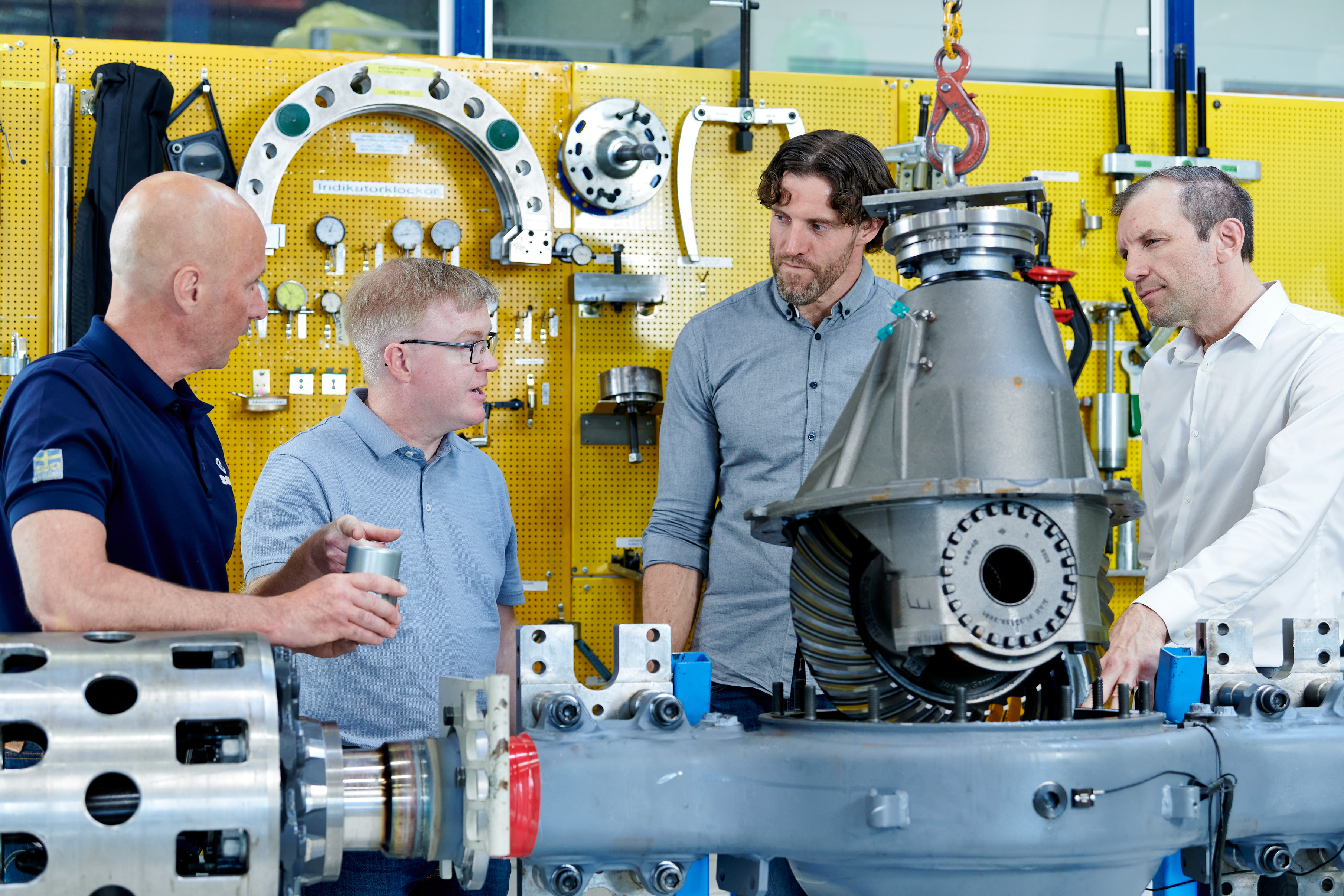 A rear axle that’s fit for the world’s best powertrain | Scania Group