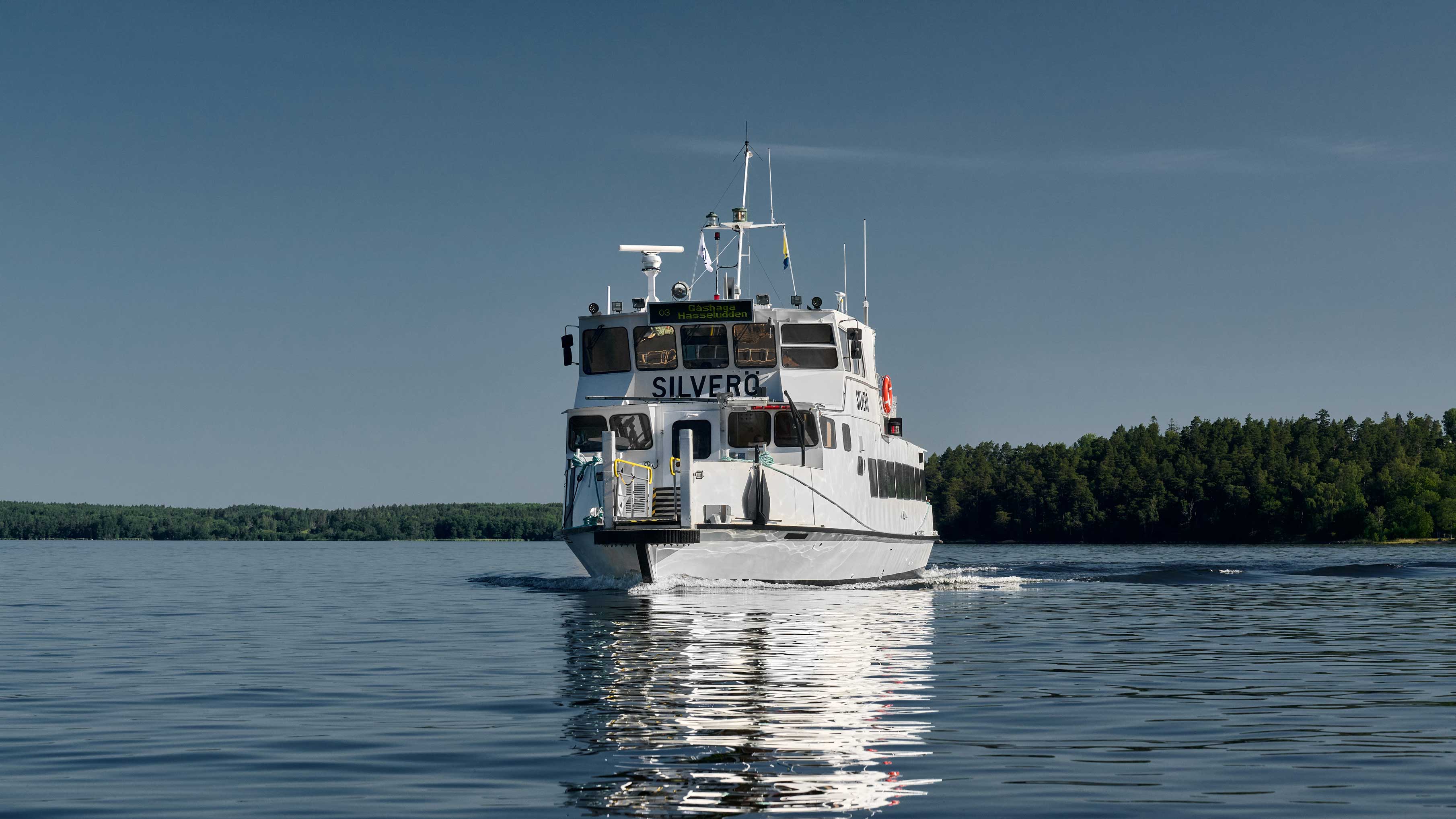 From diesel to electric: smooth sailing with Scania | Scania Group