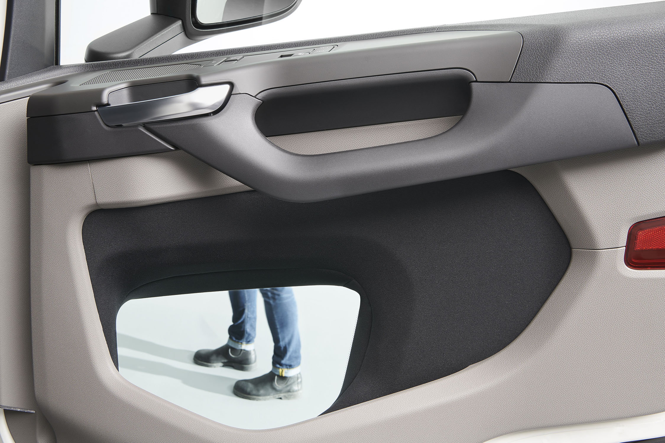 Scania City Safe Window enables detection of nearby pedestrians and ...