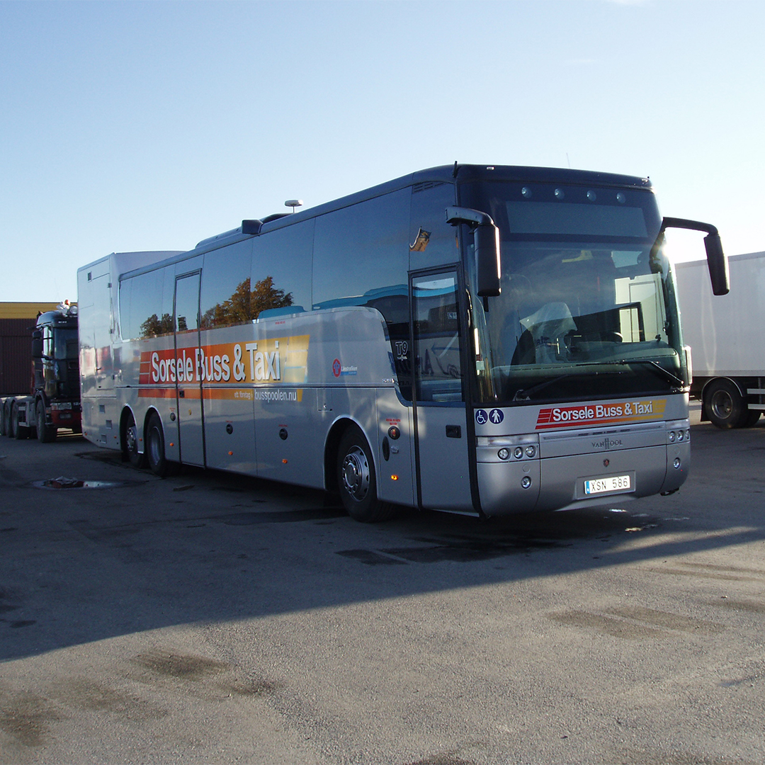 Buses and coaches | Scania Group