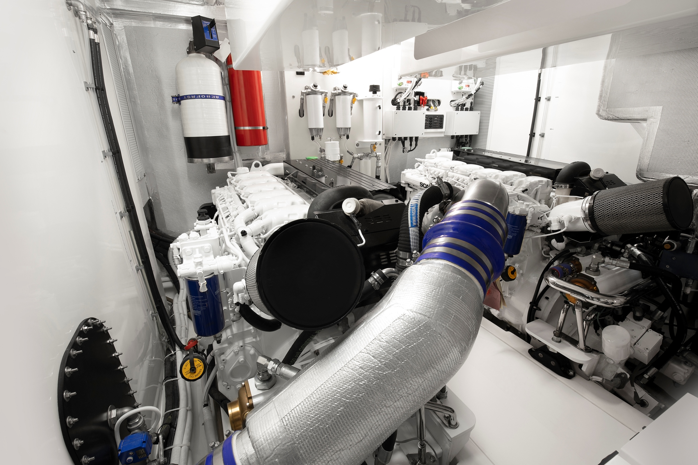 Cruising Yacht | Scania North America