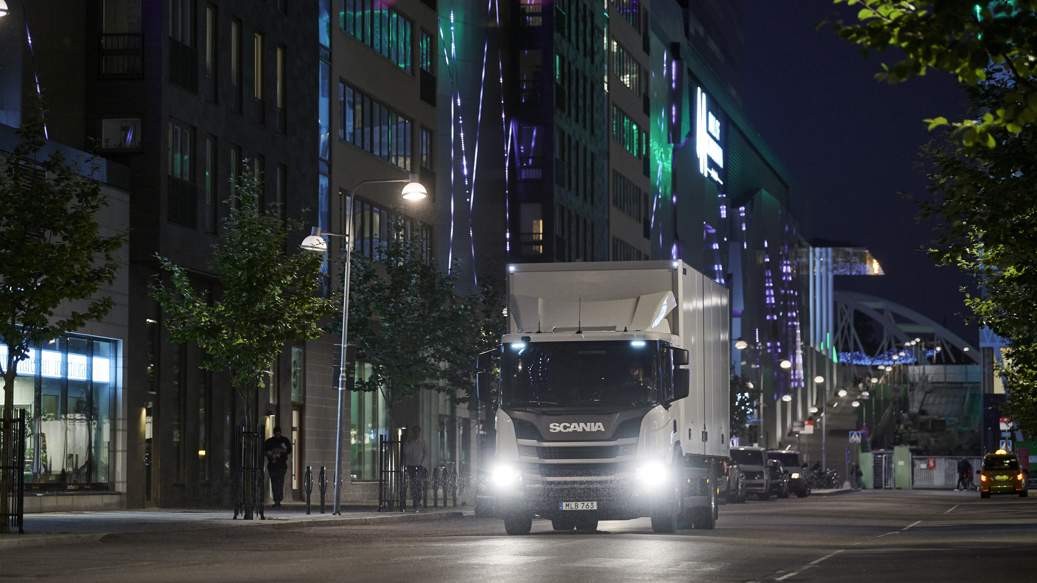Scania P-series: Urban Power & Efficiency | Scania Group