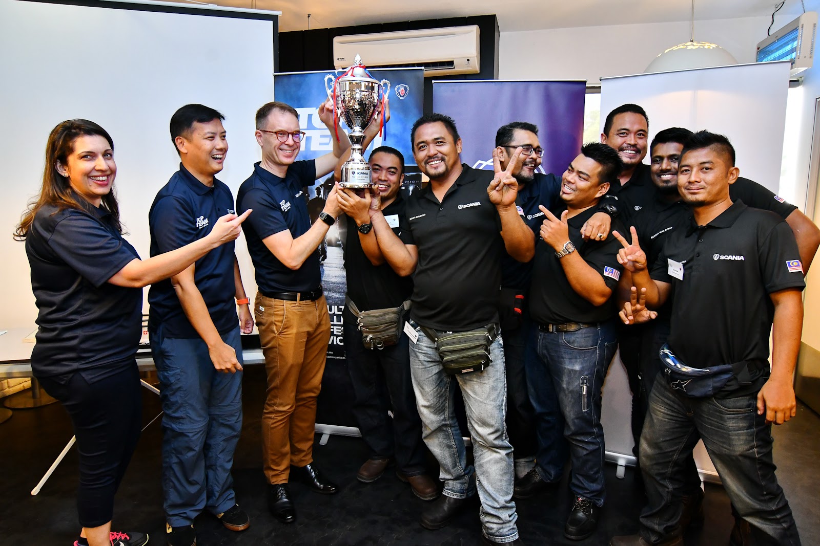 SCANIA TOP TEAM MALAYSIA 2017-2018 ENHANCES SERVICE QUALITY BY FOCUSING ...