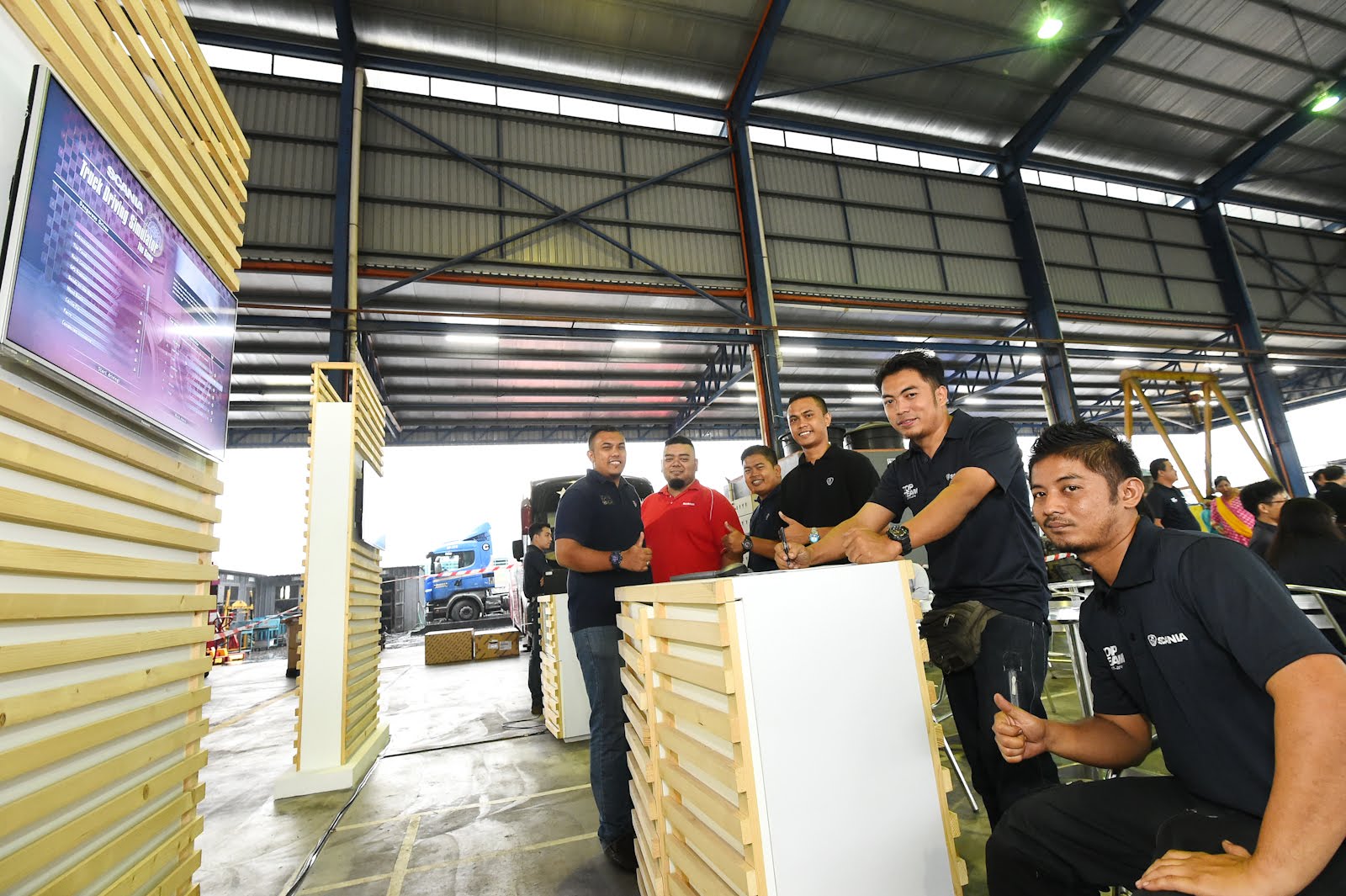 CUSTOMERS JOIN SCANIA MALAYSIA’S FAMILY DAY IN IPOH AS THEIR OWN SCANIA ...