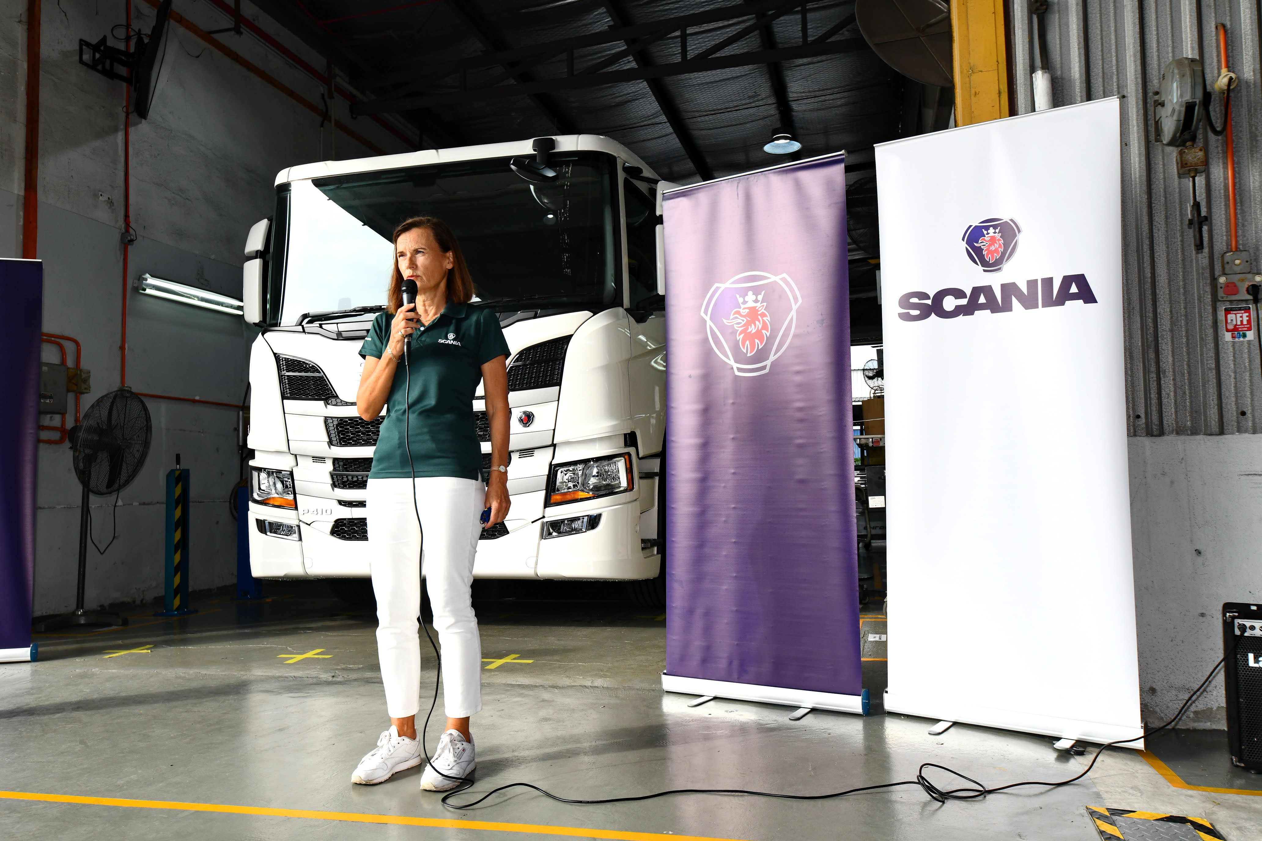 SCANIA REGIONAL PRODUCT CENTRE TAKES ONE STEP FURTHER FROM CLIMATE DAY ...