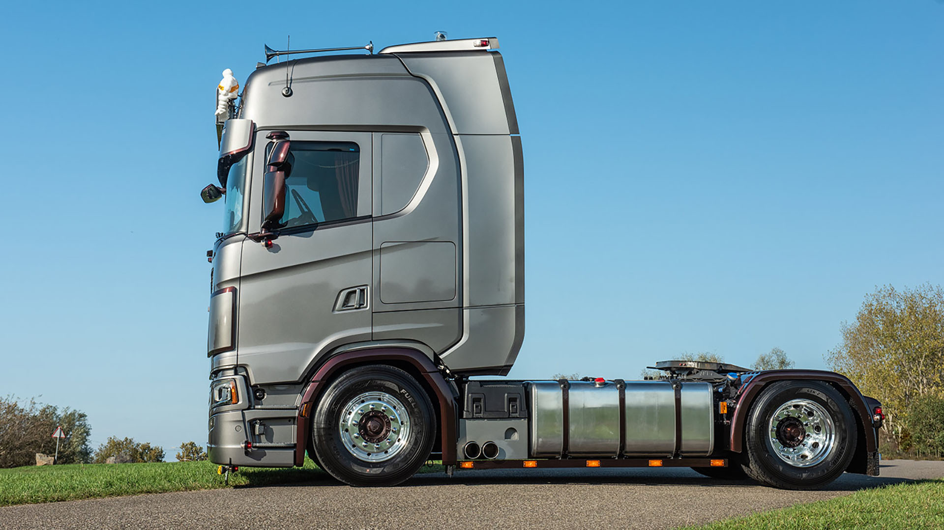 Eigenrijder Cliff Janssen: ‘Blij dat ik voor Scania gekozen heb ...
