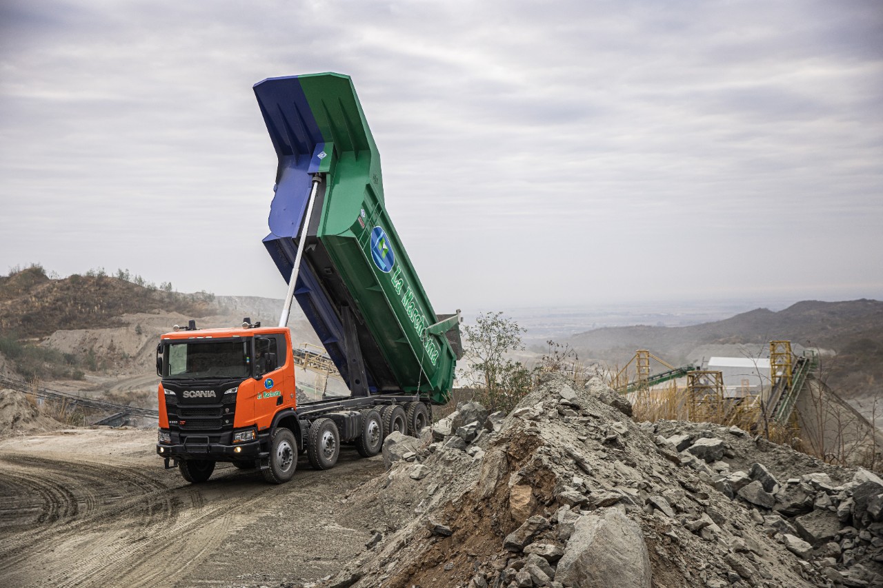 SCANIA GARANTIZA SOLUCIONES PARA EL TRABAJO OFF-ROAD | Scania Argentina