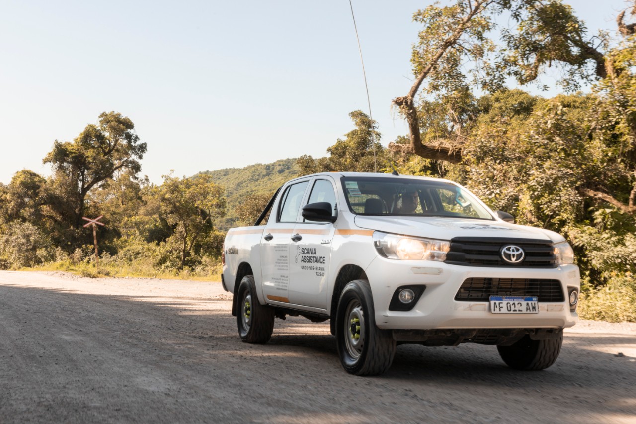 SCANIA ASSISTANCE CELEBRA 25 AÑOS DE COMPROMISO Y ATENCIÓN PERMANENTE ...