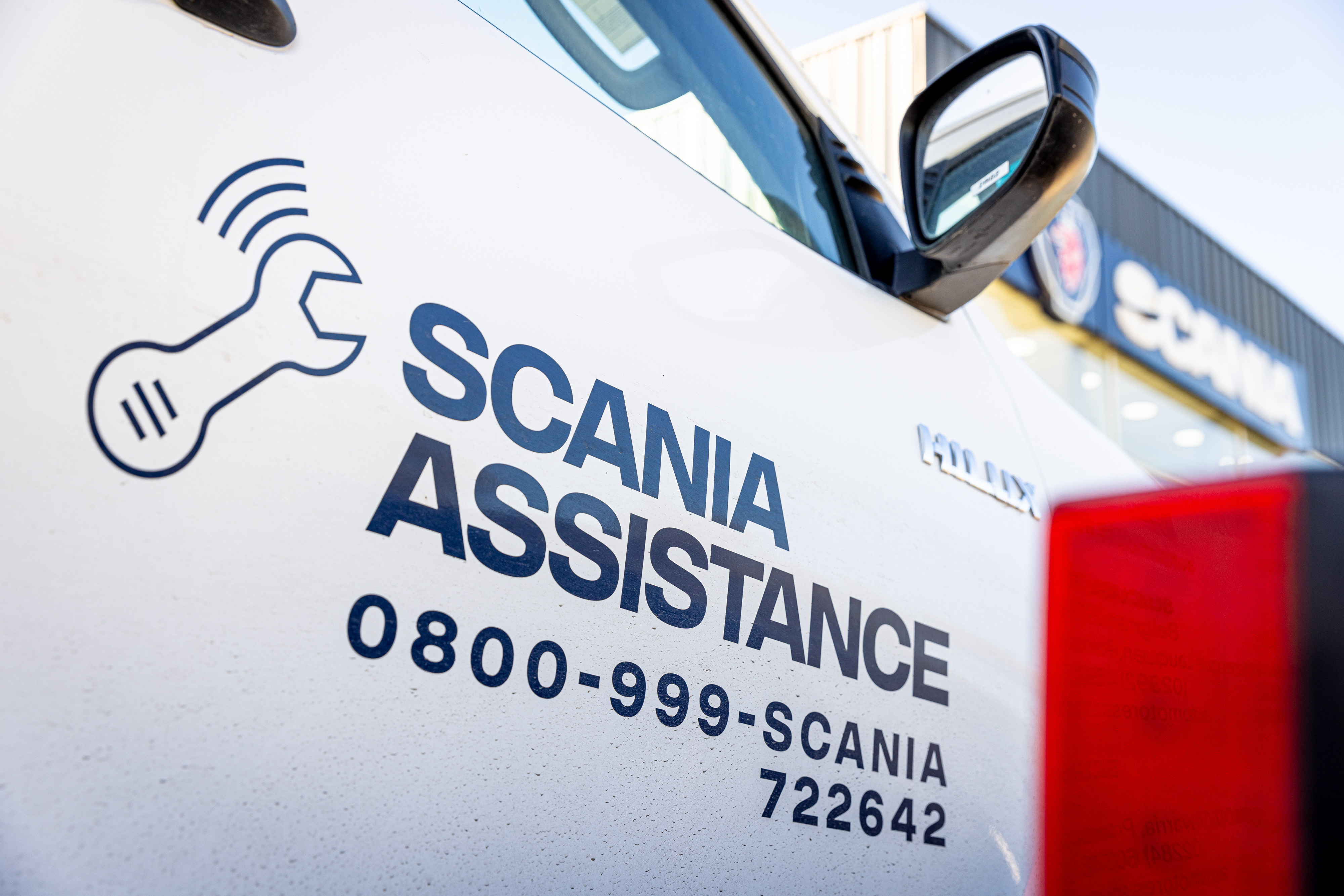 SCANIA ASSISTANCE CELEBRA 25 AÑOS DE COMPROMISO Y ATENCIÓN PERMANENTE ...