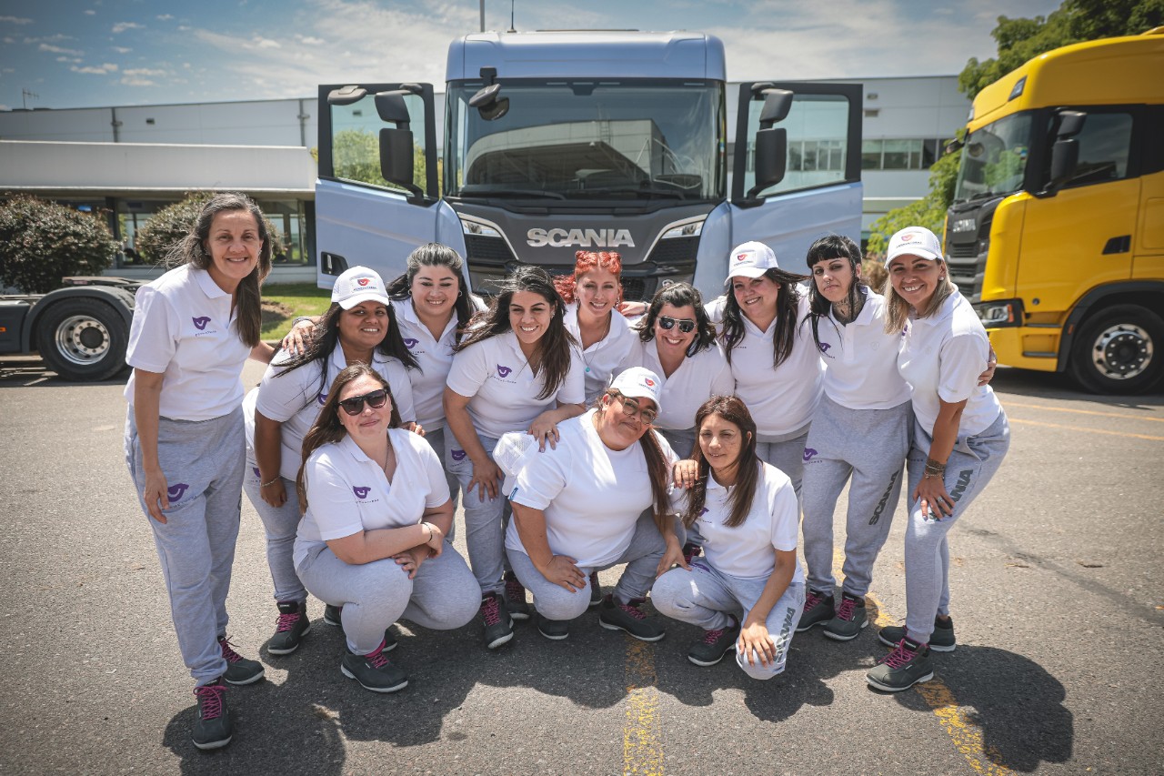 SCANIA ABRE LAS INSCRIPCIONES A UNA NUEVA EDICIÓN DE “CONDUCTORAS ...