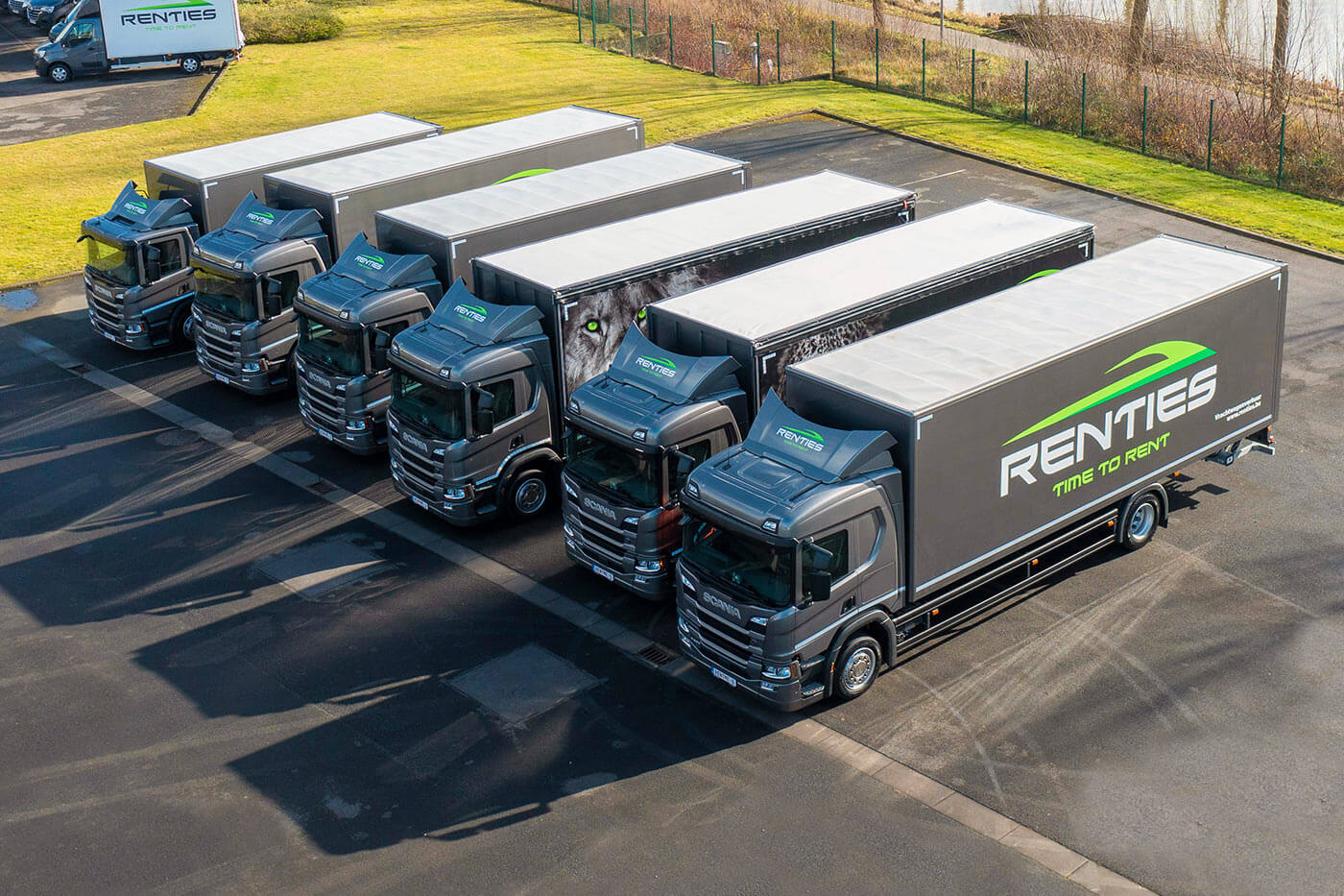 Six Scania P de distribution, fers de lance de la flotte Renties ...