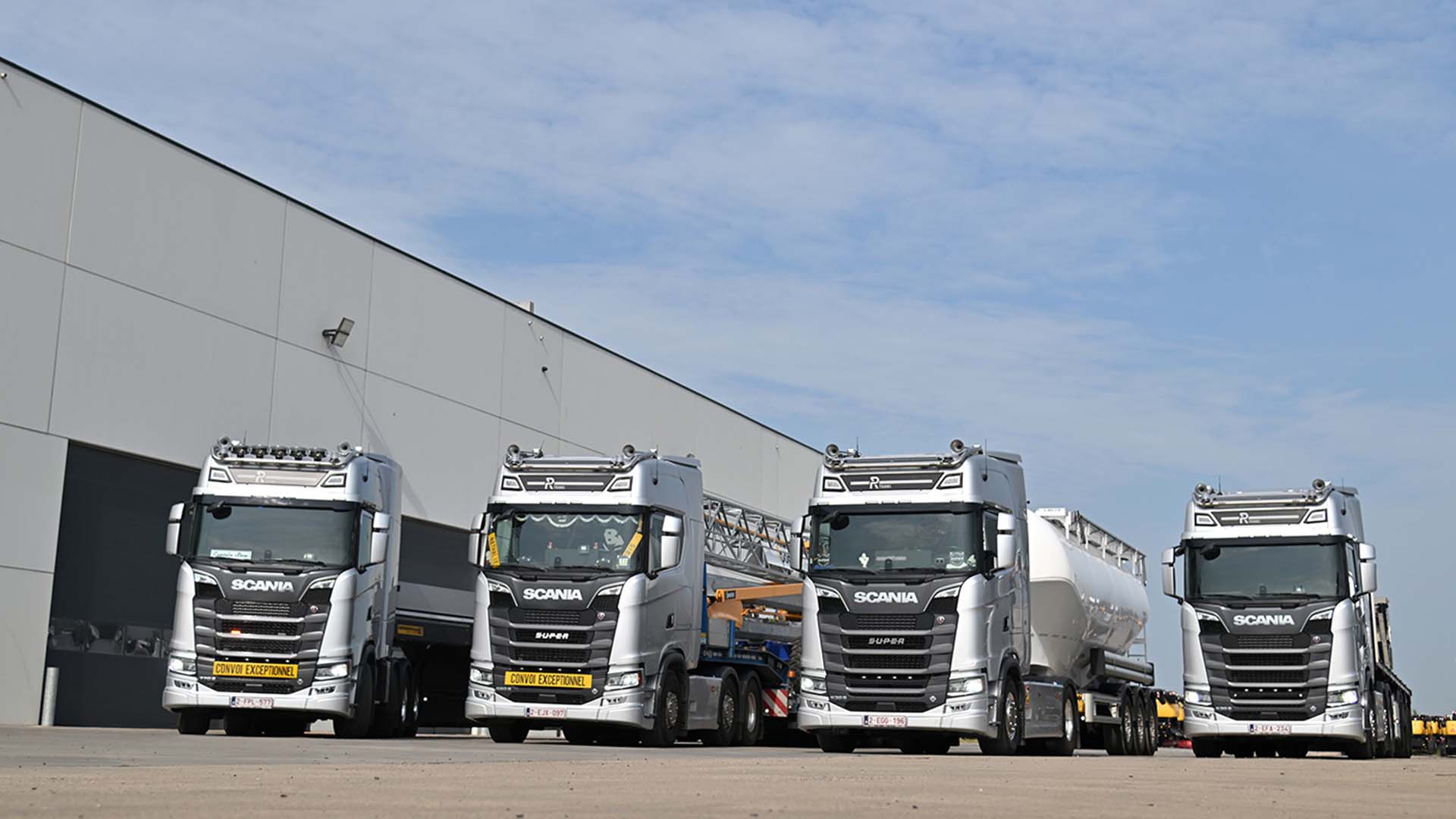 RTrans neemt 150-ton Scania trekkers in gebruik | Scania België