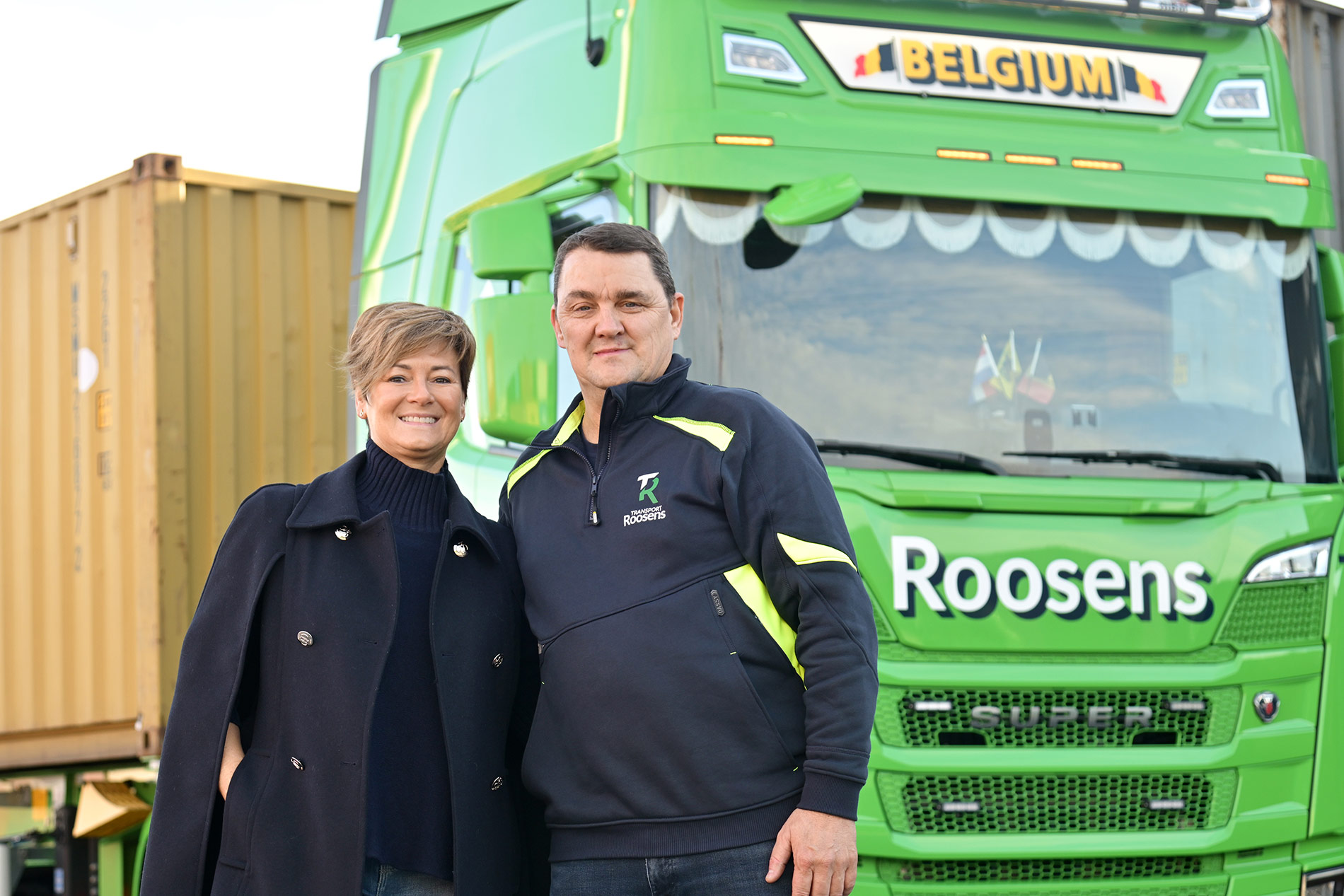 10 nieuwe Scania’s voor Transport Roosens, waaronder een LZV-trekker ...
