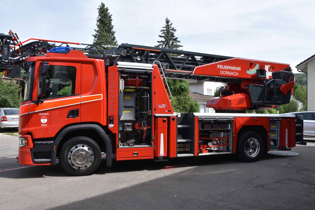 Einheitliche Scania-Flotte für die Feuerwehr Dornach | Scania Schweiz