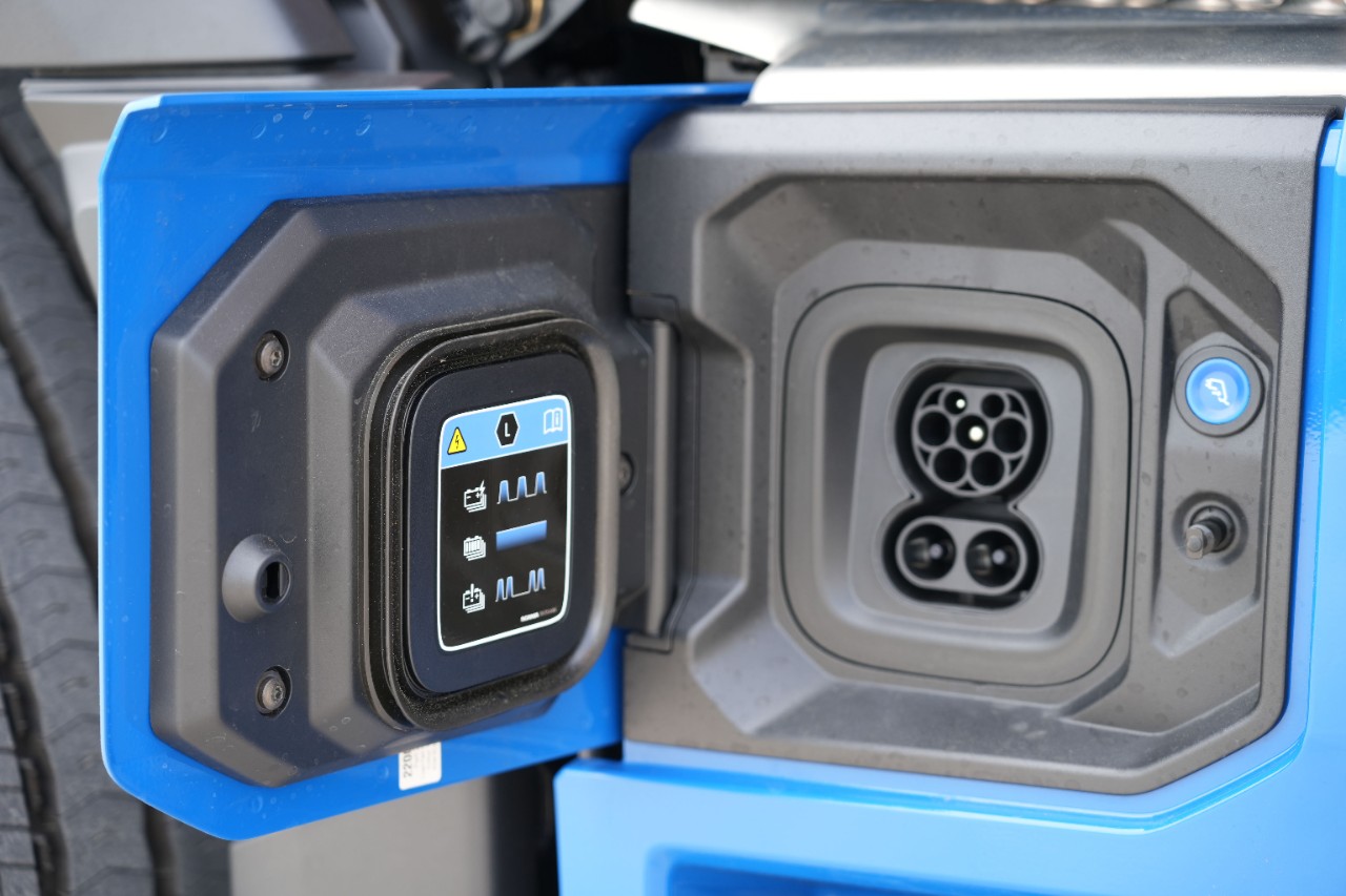 Erstes Schweizer Kunden BEV-Fahrzeug (Battery Electric Vehicle) konnte ...