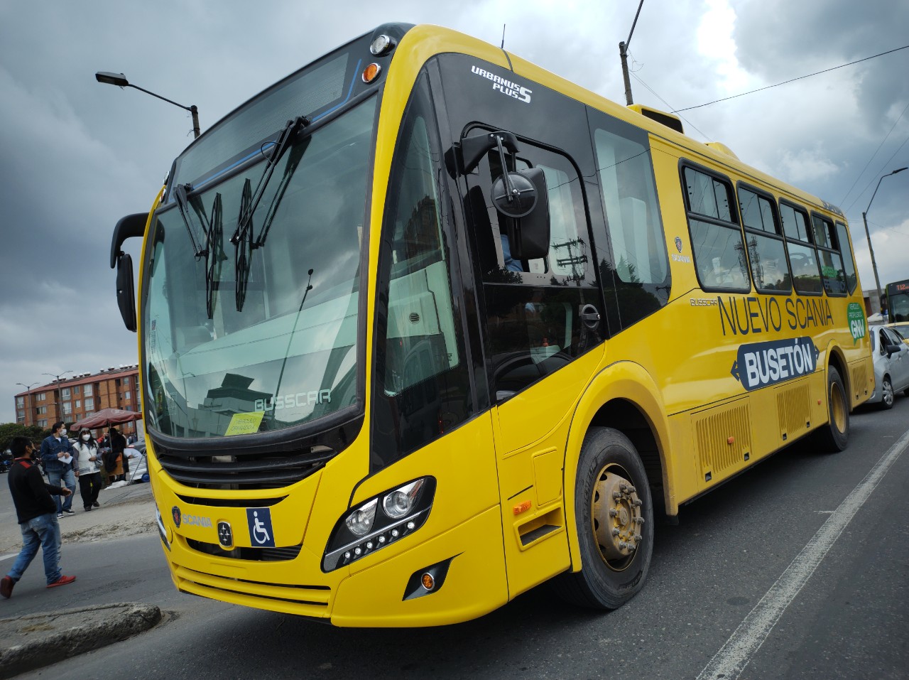 Scania Presenta el Primer Autobús a Gas Euro 6 de Nueve Metros a NIvel ...