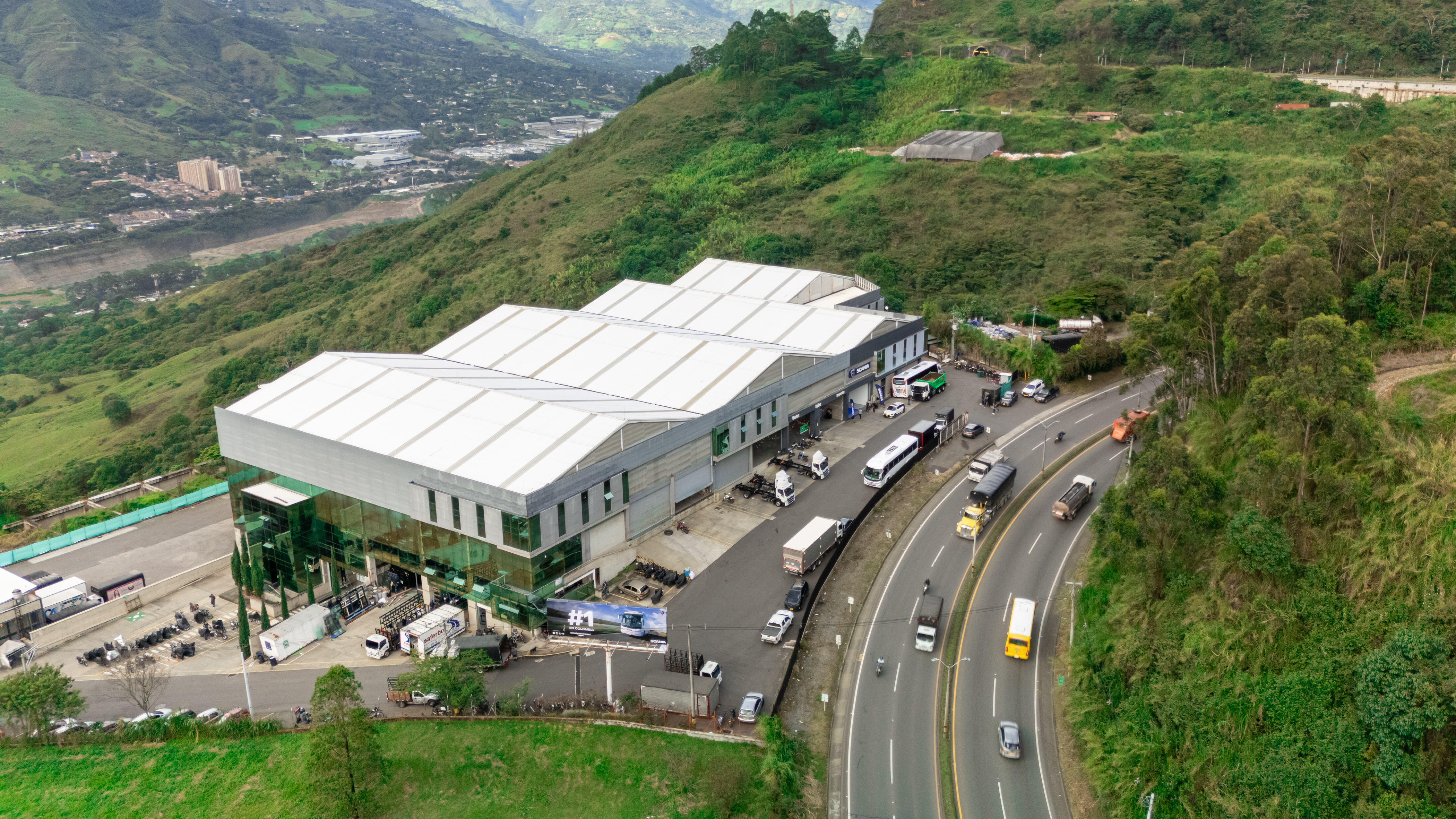 Scania refuerza su presencia en Antioquia con nueva sede en el corredor ...