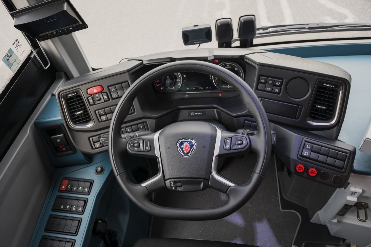 Kvalita za atraktivní cenu: Scania uvádí zcela novou řadu autobusů ...