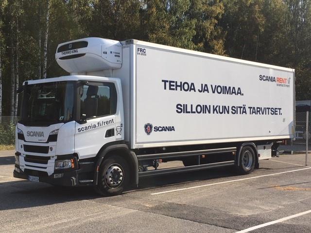 Scania Rentin kuorma-auto mukana penkkarihulinoissa | Scania Suomi