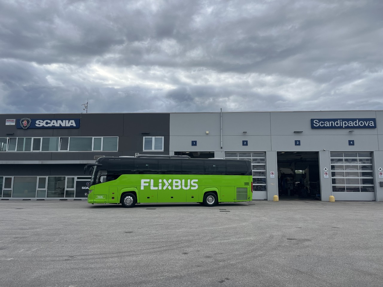Il primo Scania Touring di Michielotto Bus: efficienza e comfort per ...
