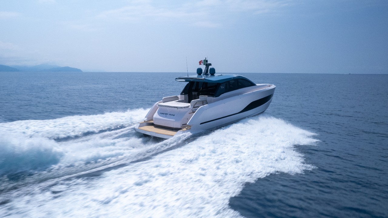 Scania a pieno regime al 64° Salone di Genova: un nuovo motore marino ...