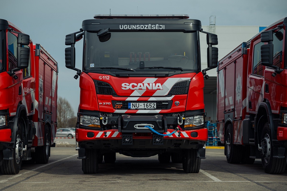VUGD saņem pirmās no kopumā 58 Scania ugunsdzēsības autocisternām ...