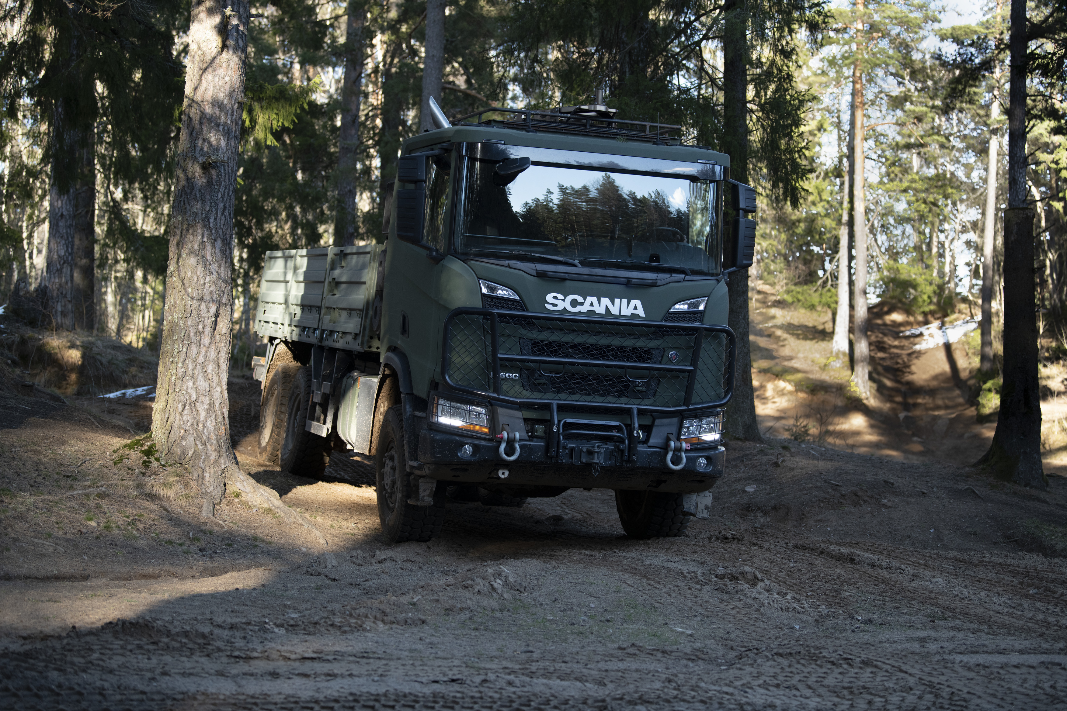 Defence solutions built on reliability | Scania Group