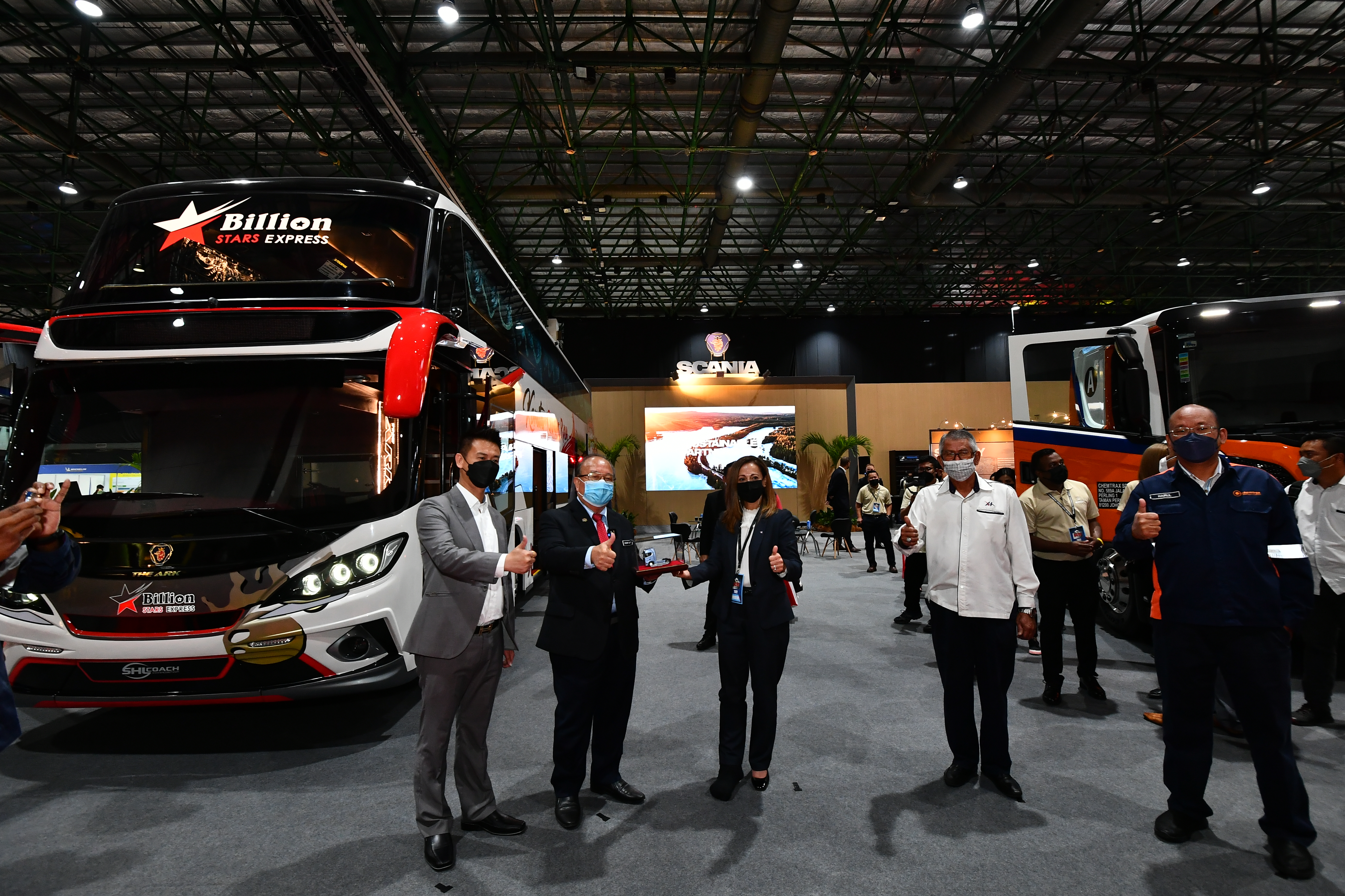 SCANIA UNVEILS SUSTAINABLE PARTNERSHIPS OF FIRST ADAS AND FIRST EURO V ...