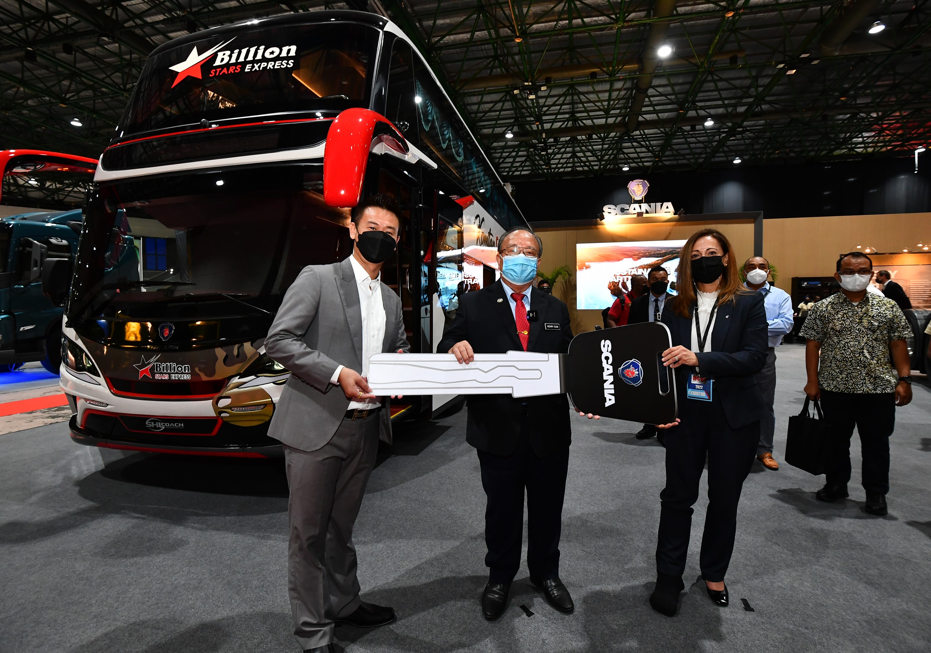 SCANIA UNVEILS SUSTAINABLE PARTNERSHIPS OF FIRST ADAS AND FIRST EURO V ...