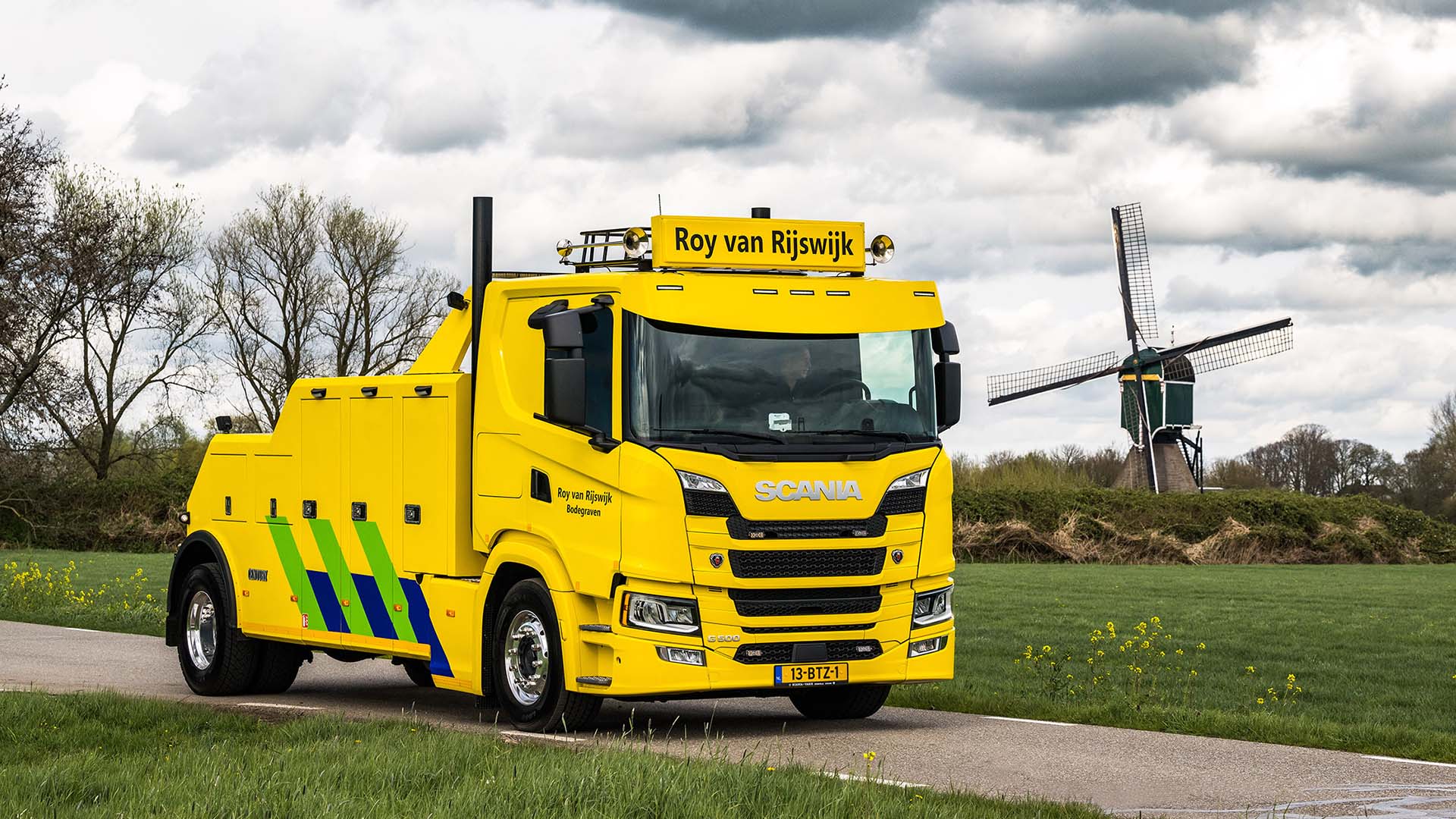 Van Rijswijk neemt Scania bergingsvoertuig in gebruik | Scania Nederland