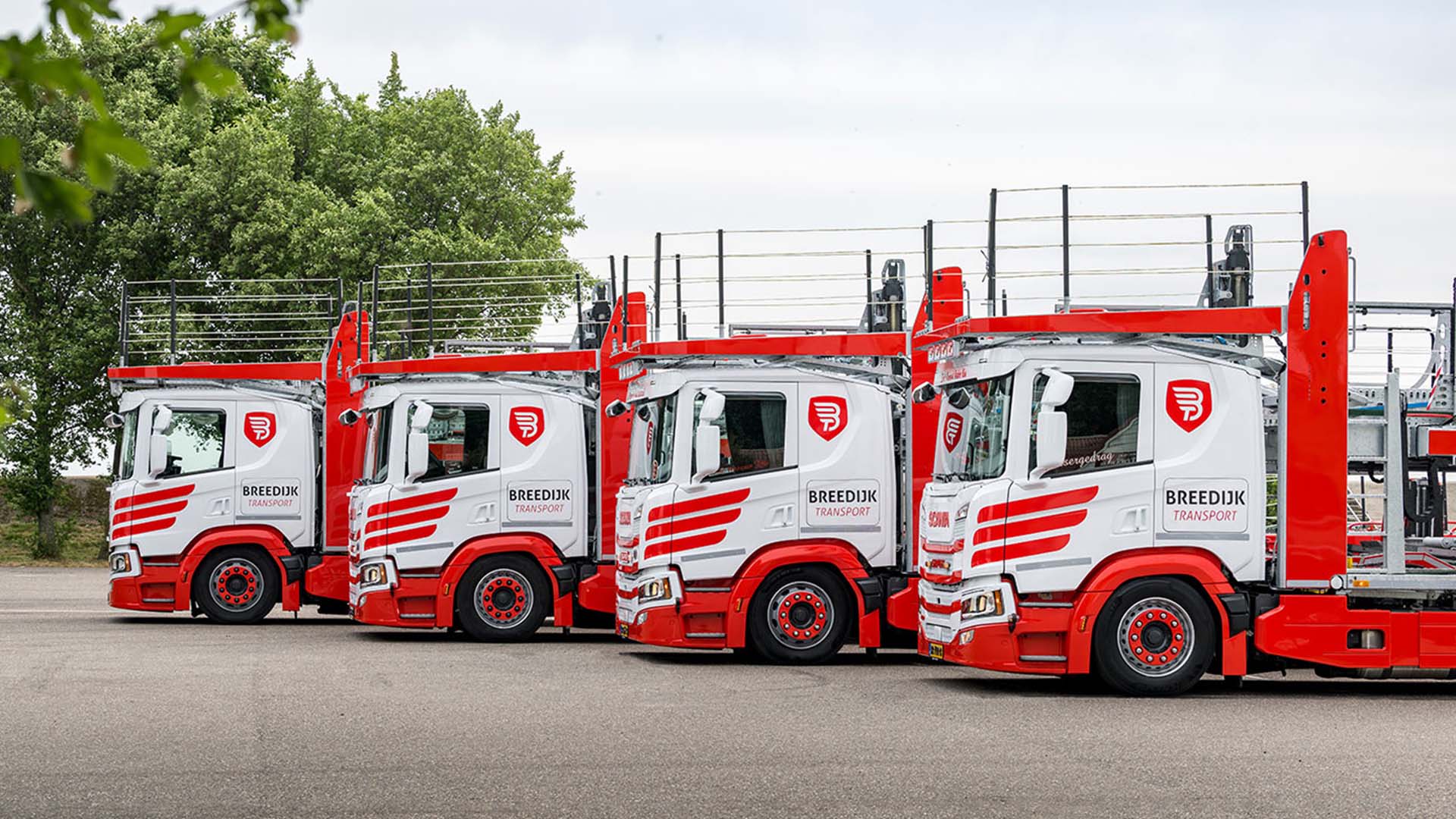 Vier keer Scania 420P Super voor Breedijk Transport; ‘Groots in het ...