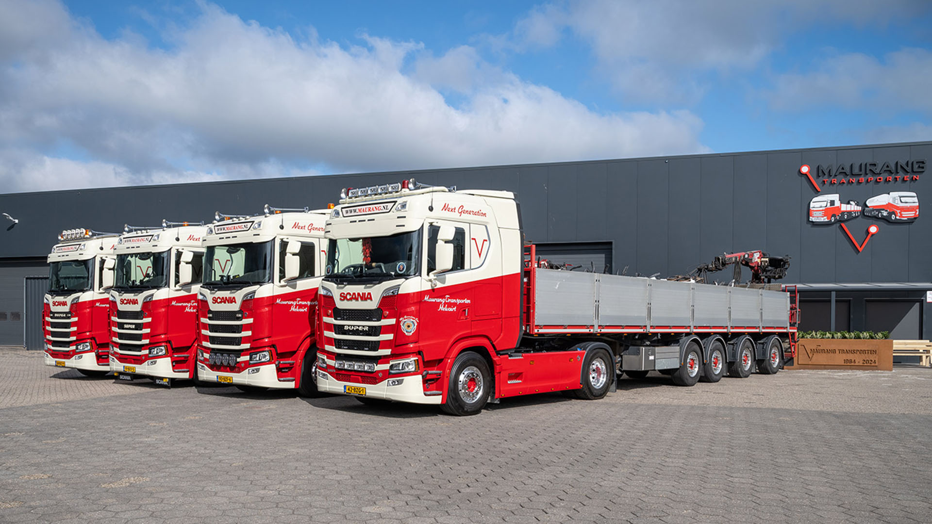 Maurang bouwt verder met vier Scania 530S V8 trekkers | Scania Nederland