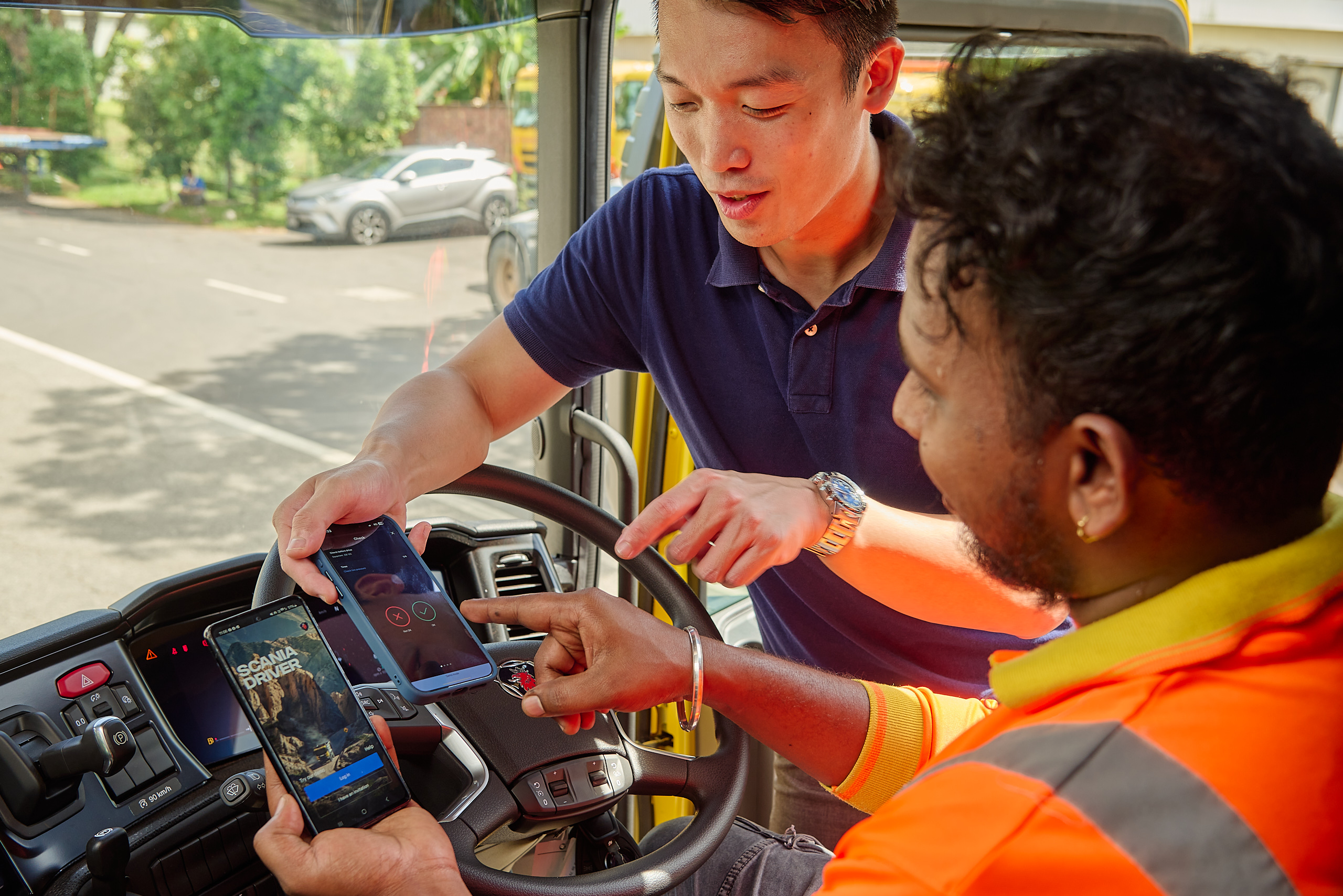 SNL IS THE FIRST CUSTOMER IN SINGAPORE TO RECEIVE A SMART & SAFE TRUCK ...