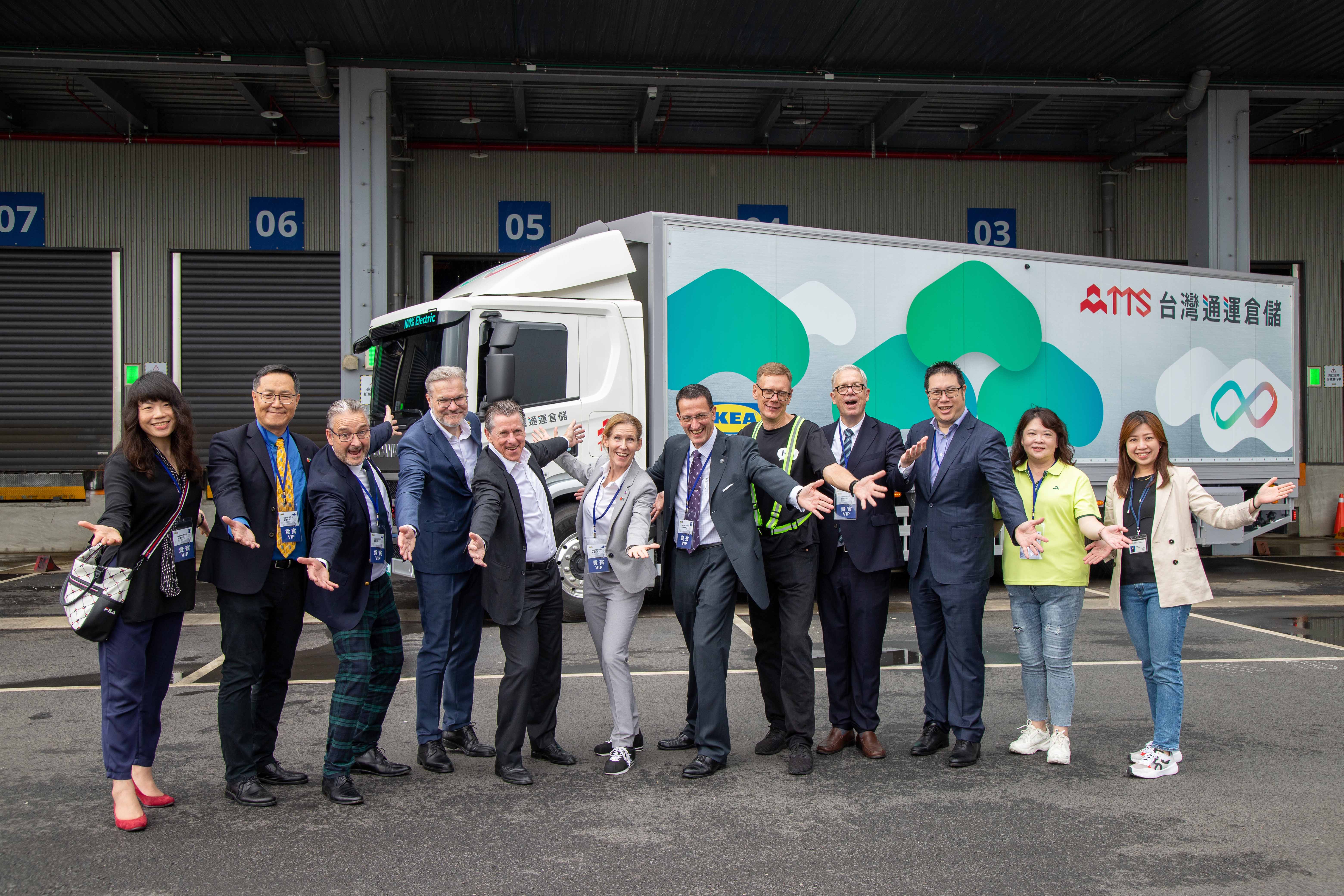 Scania引領永續運輸！台灣通運運營26噸Scania電動貨車，提供IKEA物流中心與店面運輸需求，實踐綠色物流 | Scania 台灣