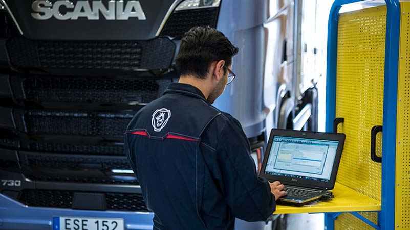 Apprenticeships | Scania United Kingdom