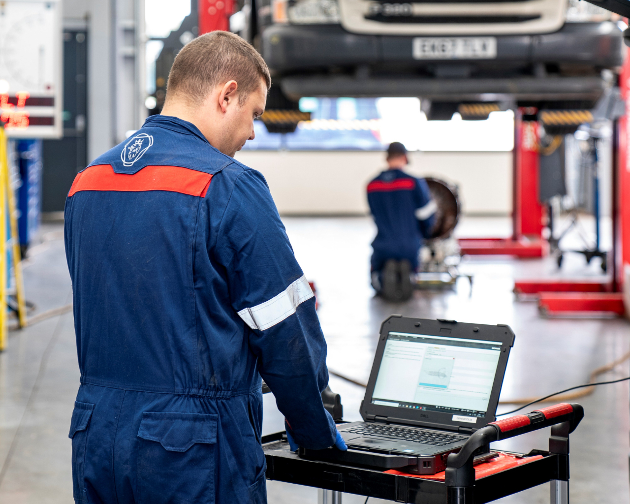 Repair and maintenance contracts | Scania UK Finance