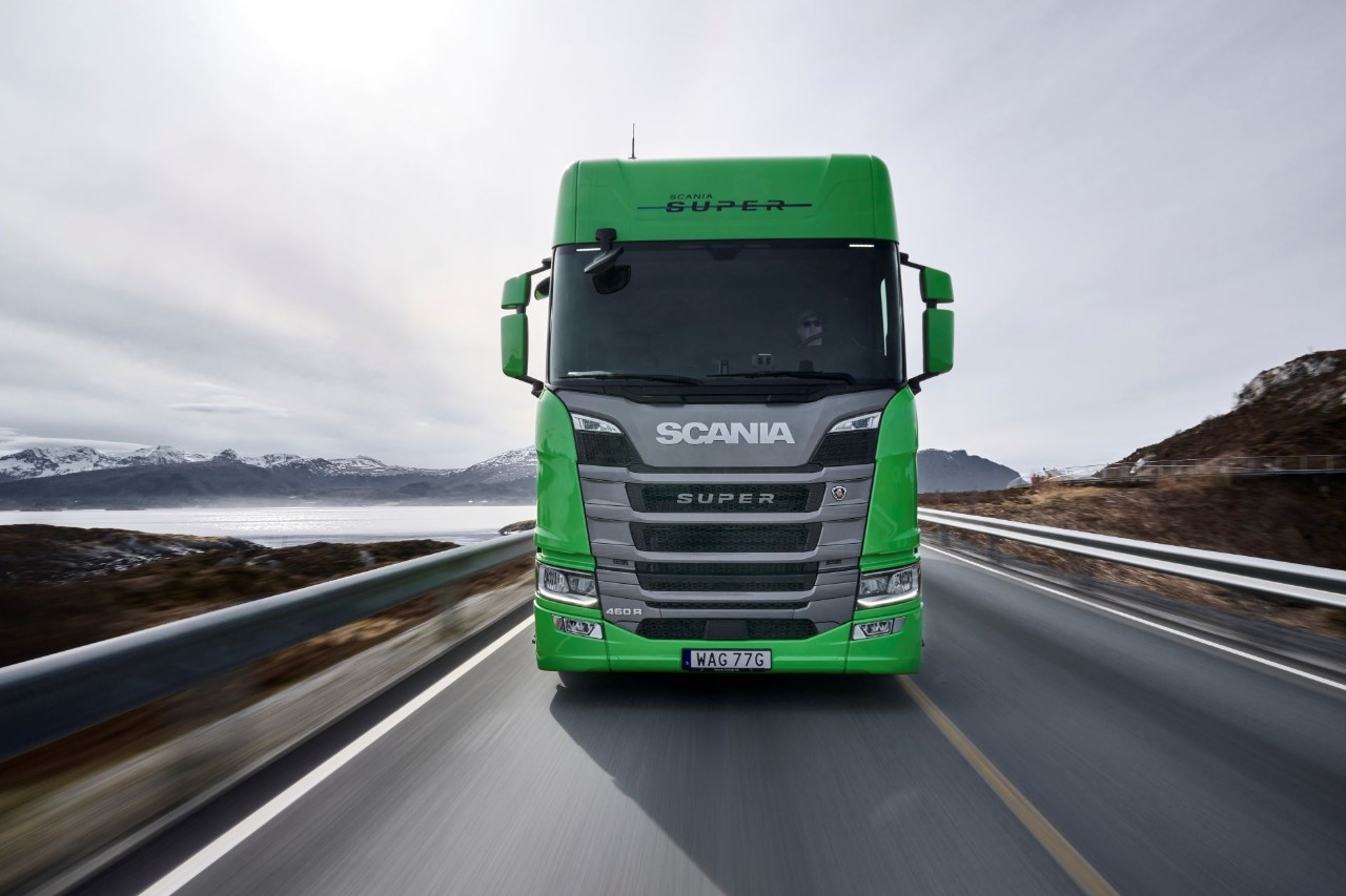 Green truck Scania Super | Scania Česká republika