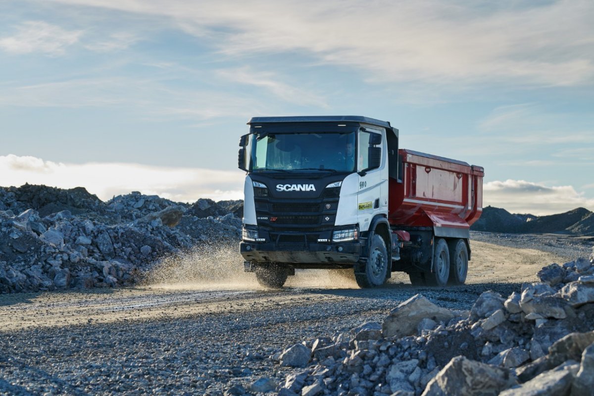 Heavy Tipper Mining | Scania West Africa