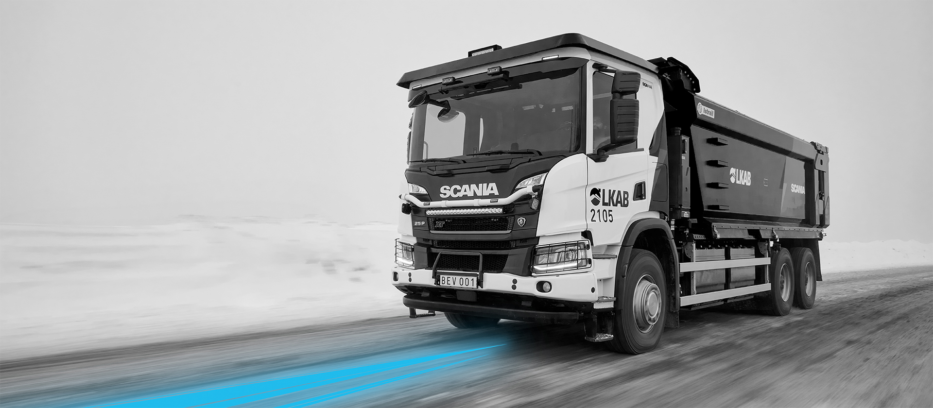 Watch our electric tipper truck in action at a mine | Scania Global