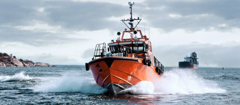 Marine power solutions | Scania Global