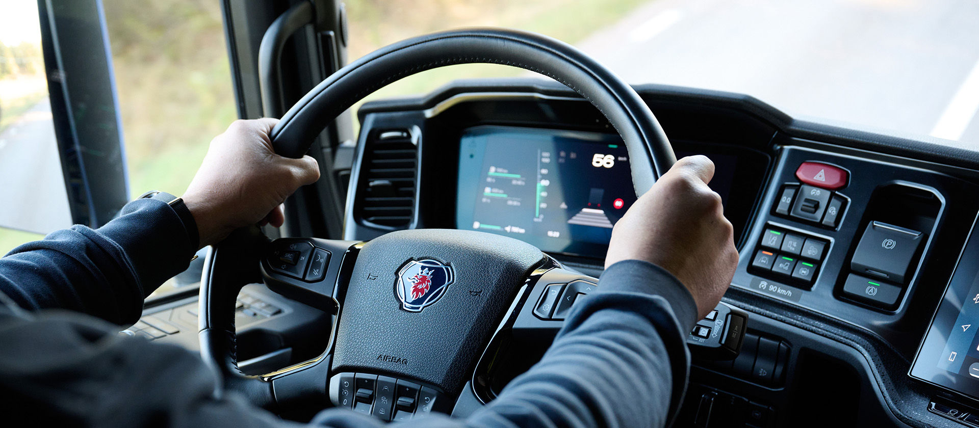 Maximise fuel efficiency with Scania solutions | Scania Global