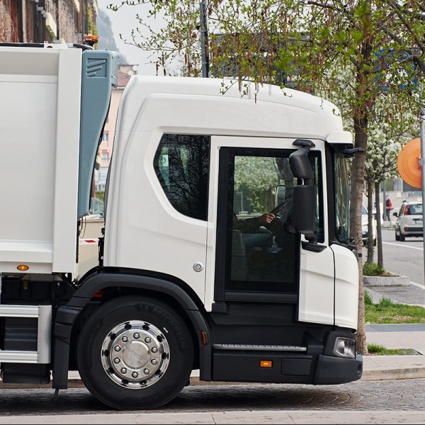 Road safety | Scania Group