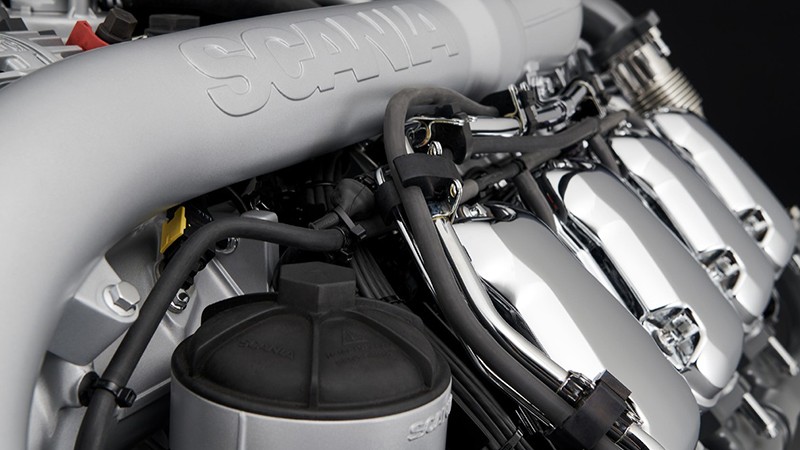 V8 | Scania Global