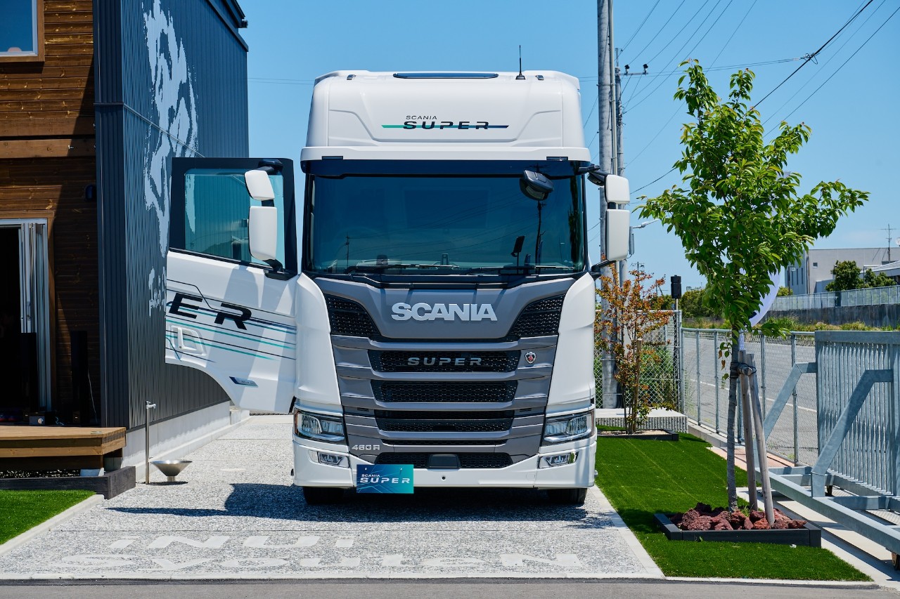 リアルな体験で実感するスカニアの魅力。北九州・スカニア展示試乗会レポート | Scania 日本